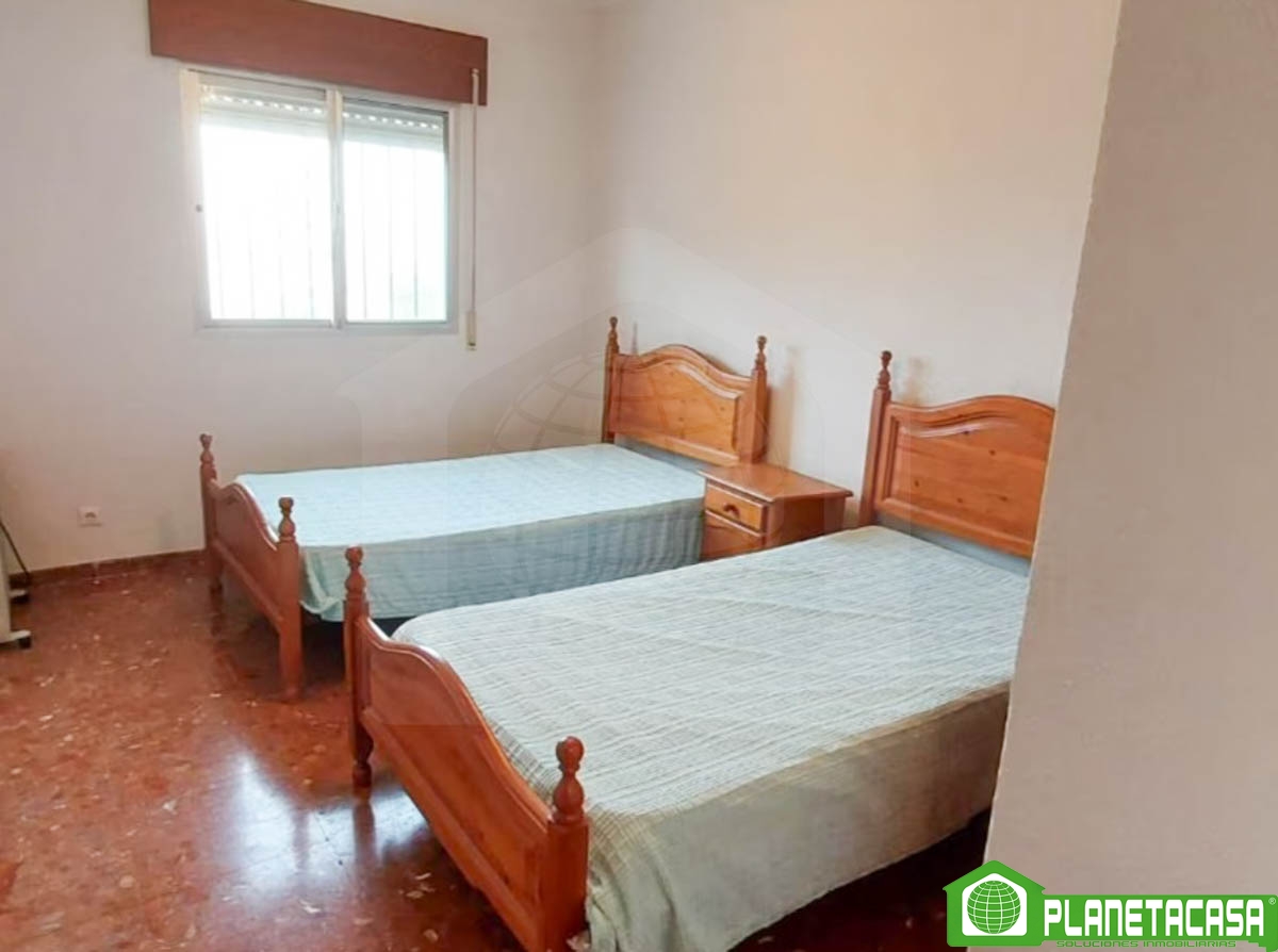 Chalet a la Venta en Alhaurín de la Torre- CH450A - Planetacasa ...